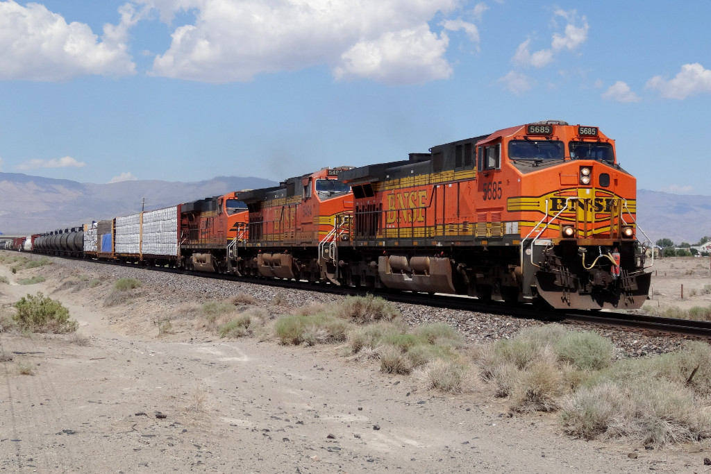 BNSF 5685